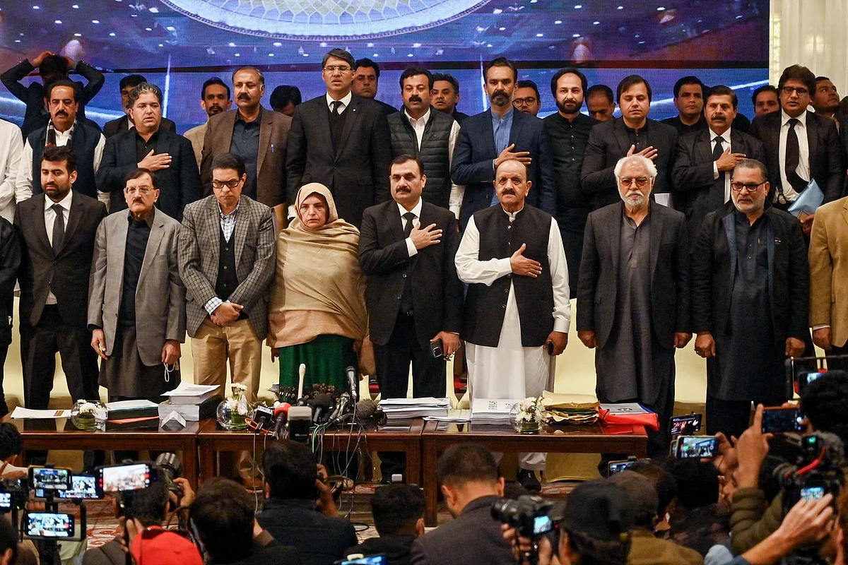 Pakistan: Imran Khan's party begins protests against poll rigging ...