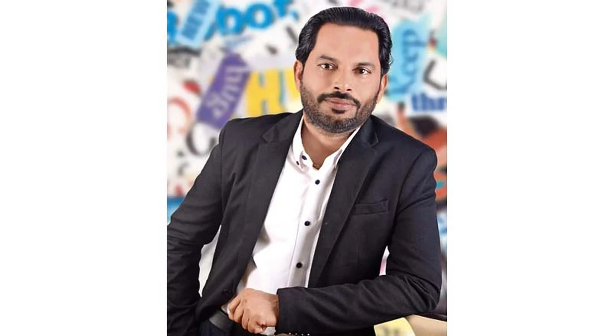 Ahmad Obaid Shipping MD felicitated with Golden Visa | Khaleej Times