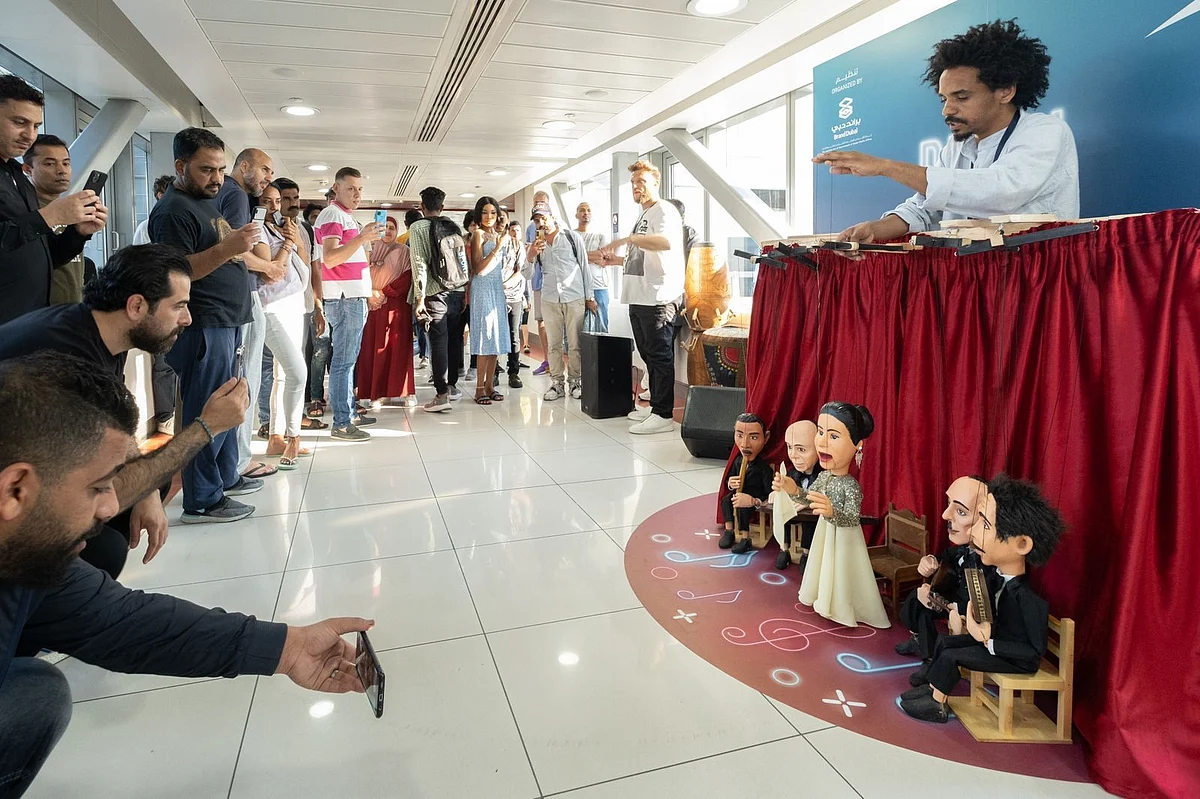 Mirror-head musician, puppeteer singer: Watch how Dubai Metro stations are coming to life this ...