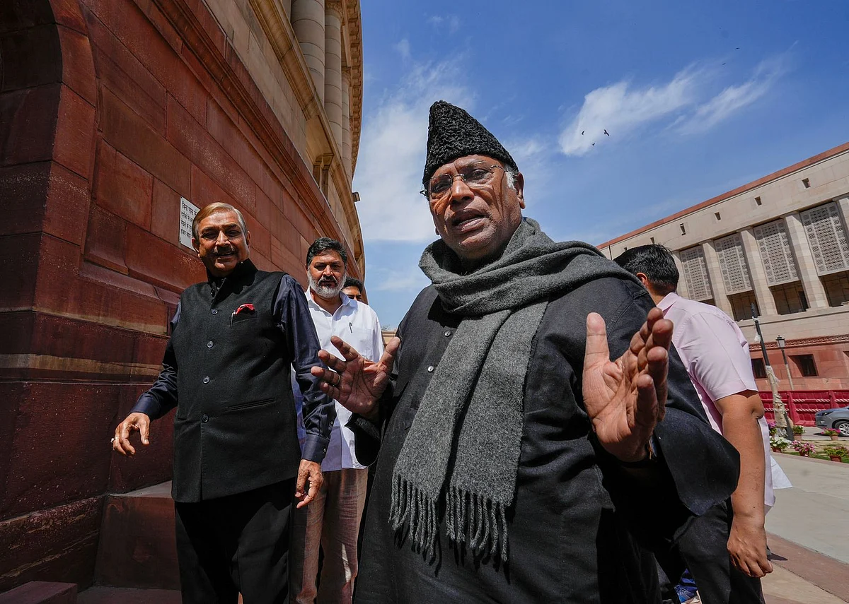 Congress will win Karnataka Assembly polls, says party chief | Khaleej ...