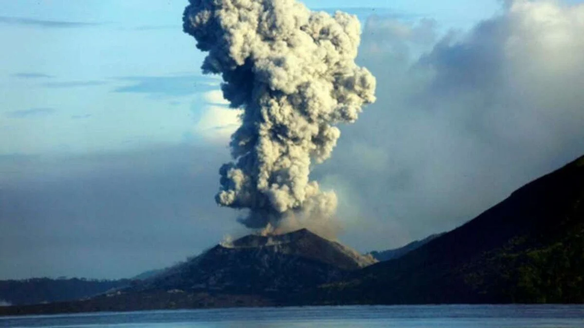 Papua New Guinea’s Ulawun volcano erupts | Khaleej Times