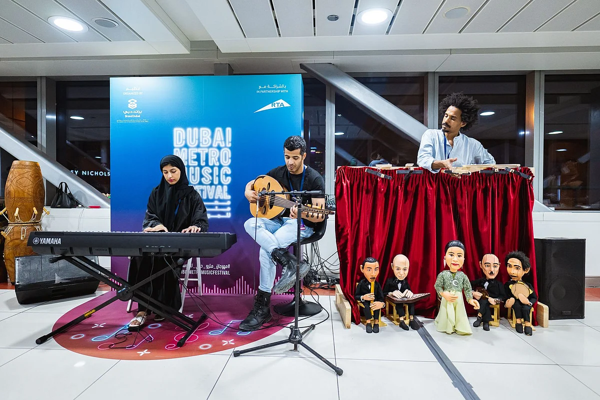 UAE: Dubai Metro Music Festival stops commuters in their tracks ...