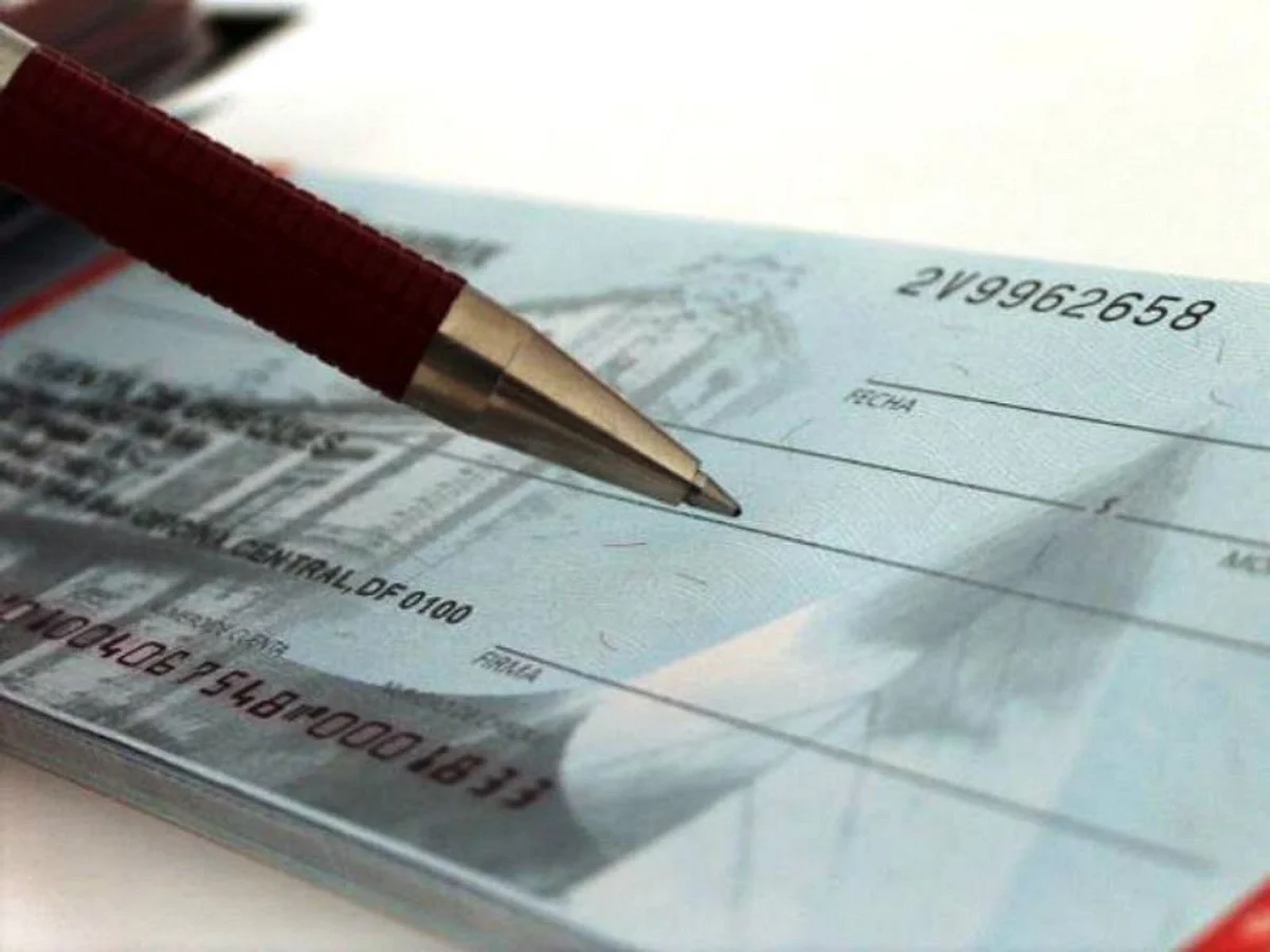 UAE: How can I recover money from a client after repeated cheque ...